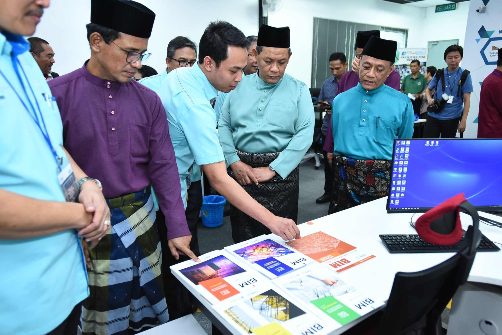 Majlis Perasmian MyBIM Akademi Binaan Malaysia Wilayah Tengah - 16 Jul ...