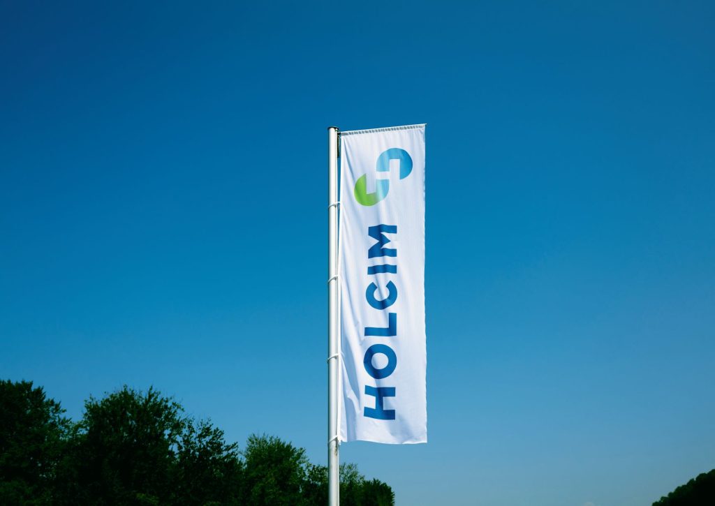 Holcim Pimpin Usaha Kelestarian dalam Industri Bahan Binaan | CIDB HQ